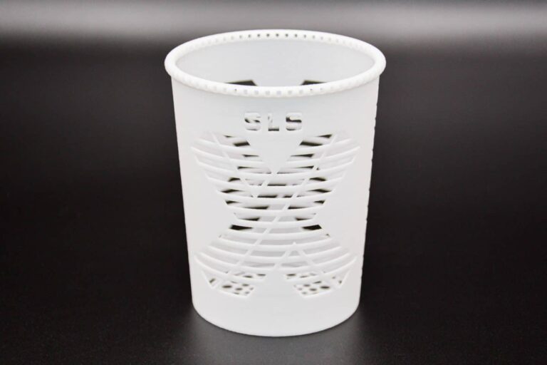 Nylon 12 / PA 12 (SLS, MJF) | Xometry Pro