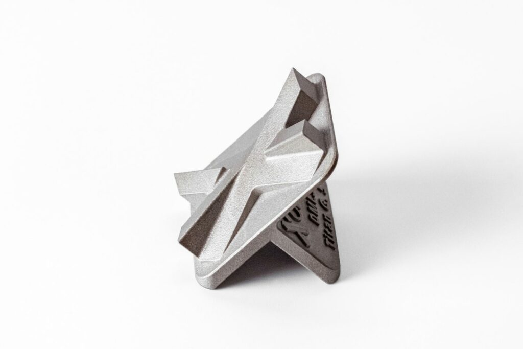 Titan Grade 5 / 3.7164 / 3.7165 / Ti-6Al-4V | Xometry Pro