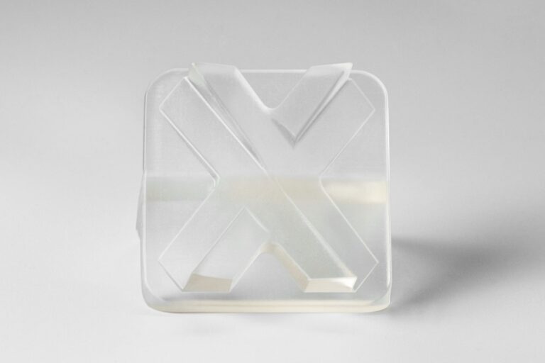 Industrial Transparent, ABS-like | Xometry Pro