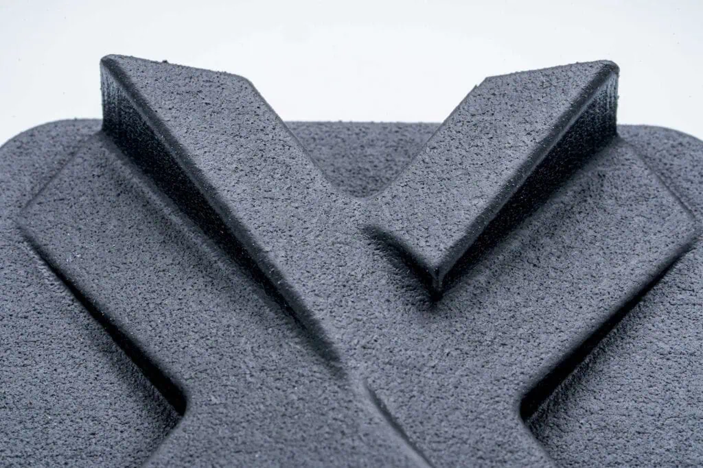 Nylon 12 / PA 12 (SLS, MJF) | Xometry Pro