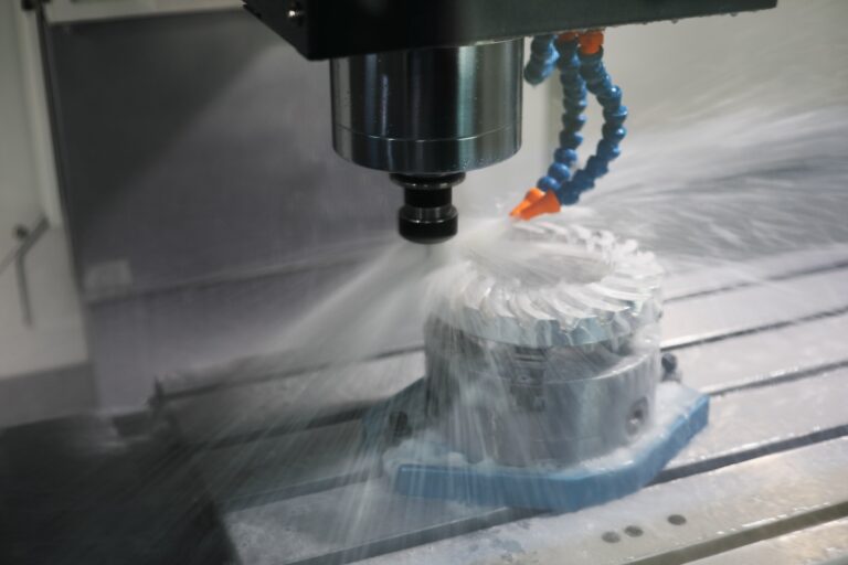 Cutting Fluids for CNC Machining Processes | Xometry Pro